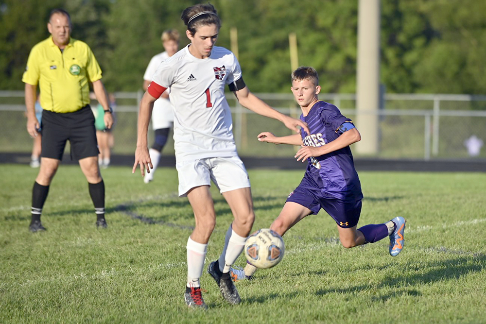 Strong first half lifts Girard boys soccer to 5th win | News, Sports ...